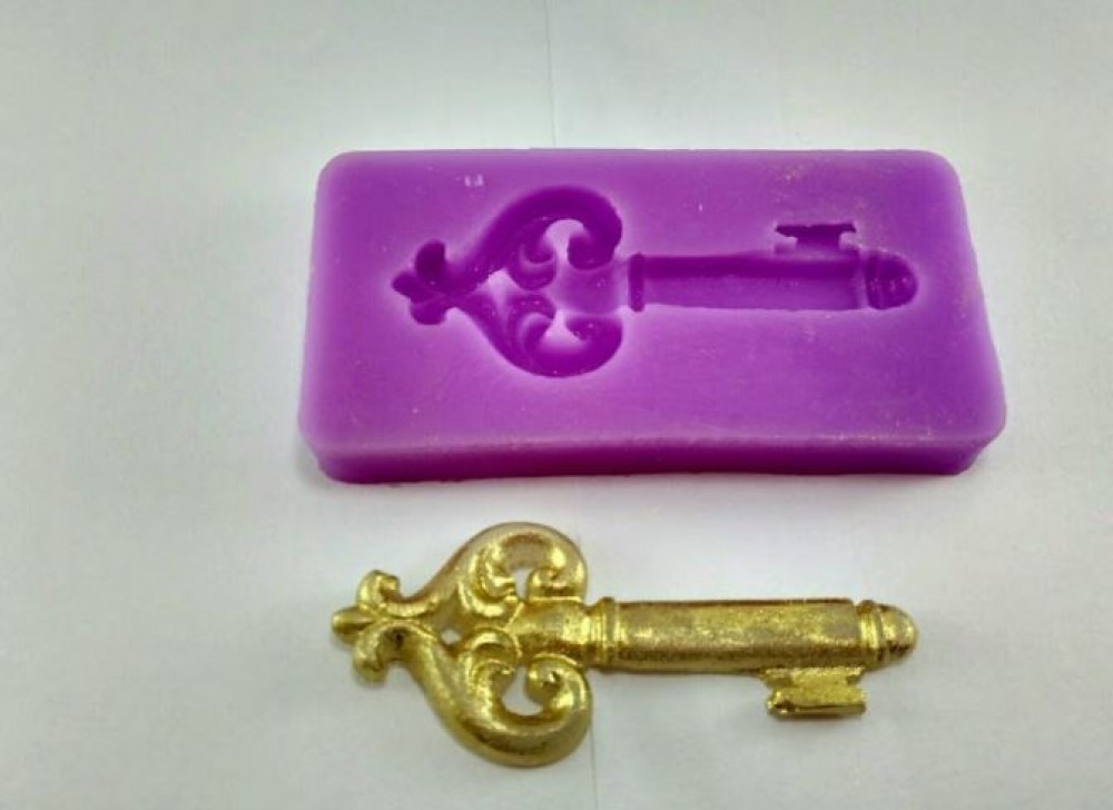 Molde de Silicone em formato de Chave. - Loja Adalgisa Almeida